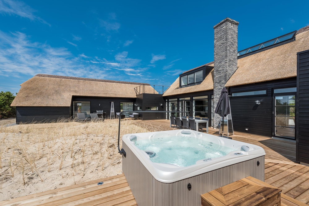 Einzigartiges Luxus-Poolhaus, Aussenwhirlpool ? strandnah